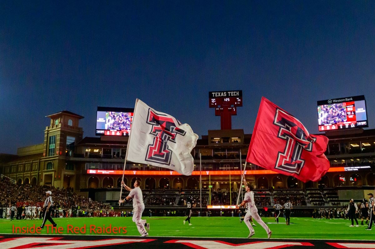 Photo Gallery: Tech Gets Past Cincinnati 44-41