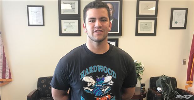 Pirates offer two DL for 2019