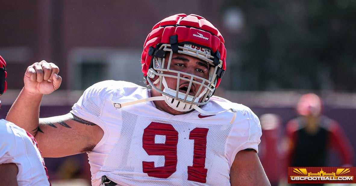USC defensive lineman Brandon Pili talks how he fits in Alex Grinch’s ...