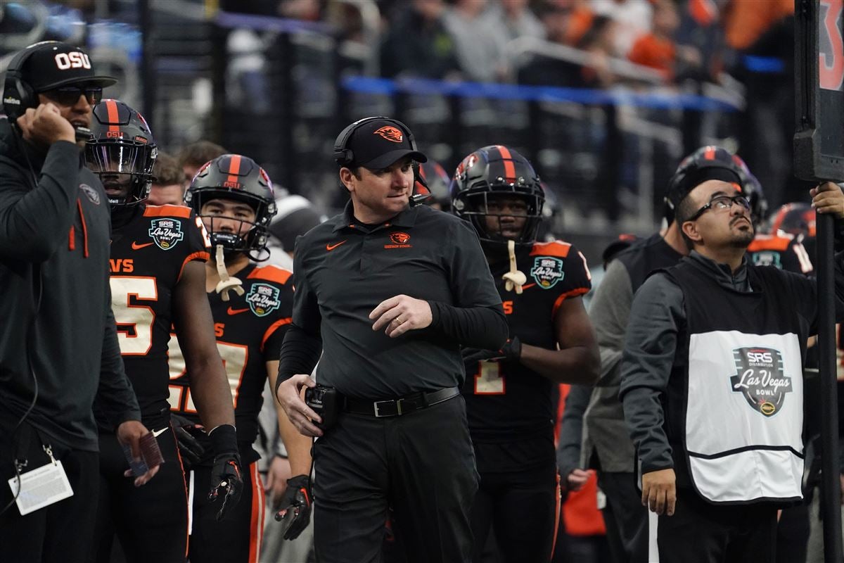 MSU HC Jonathan Smith to prioritize 3 OSU assistants for new staff