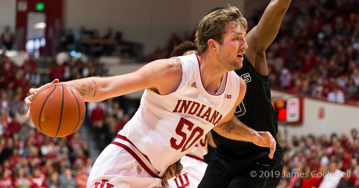 Monthly Roundtable: 5 burning IU hoop questions for Peegs' staff