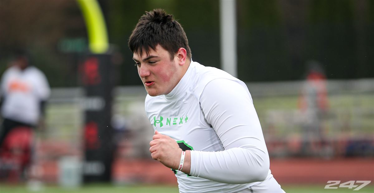 Duke makes Top 5 for highly sought after 2024 OT Mason Wade