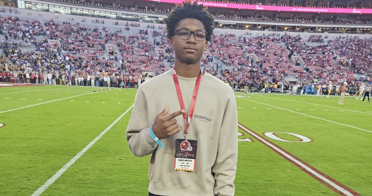Fast rising '25 WR prospect Travis Smith Jr. takes in first Bama game