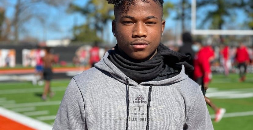 Watch: Ole Miss 2022 defensive back target Joshua Wiggins