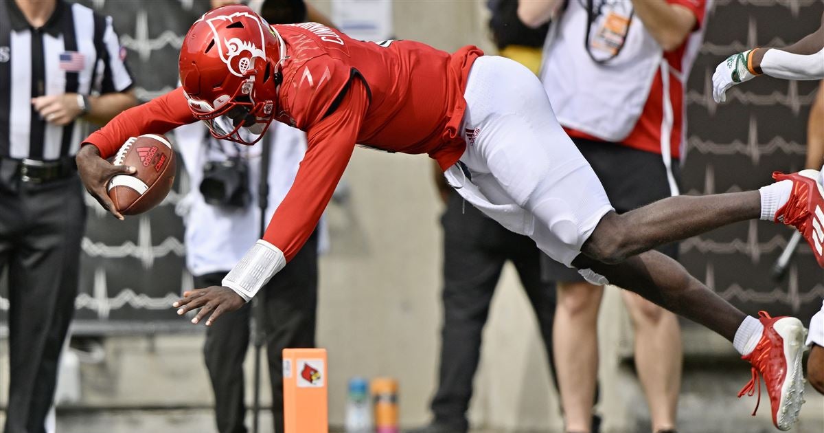 Malik Cunningham turns in stellar effort in blowout of USF