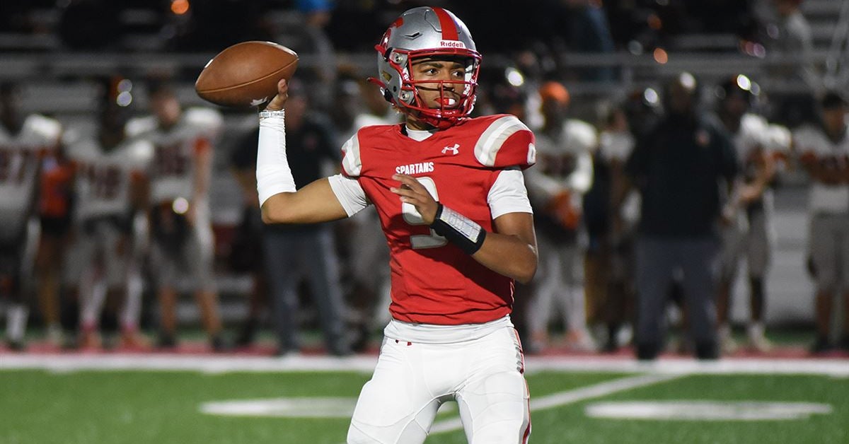 WATCH: Texas 4-star QB commit KJ Lacey shows off touch and accuracy in ...