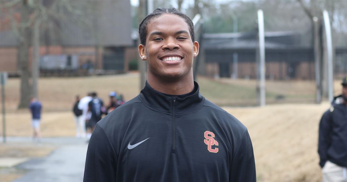 Nation's No. 3 player in 2027 class, 4-star Edge DJ Jacobs, has unique ...