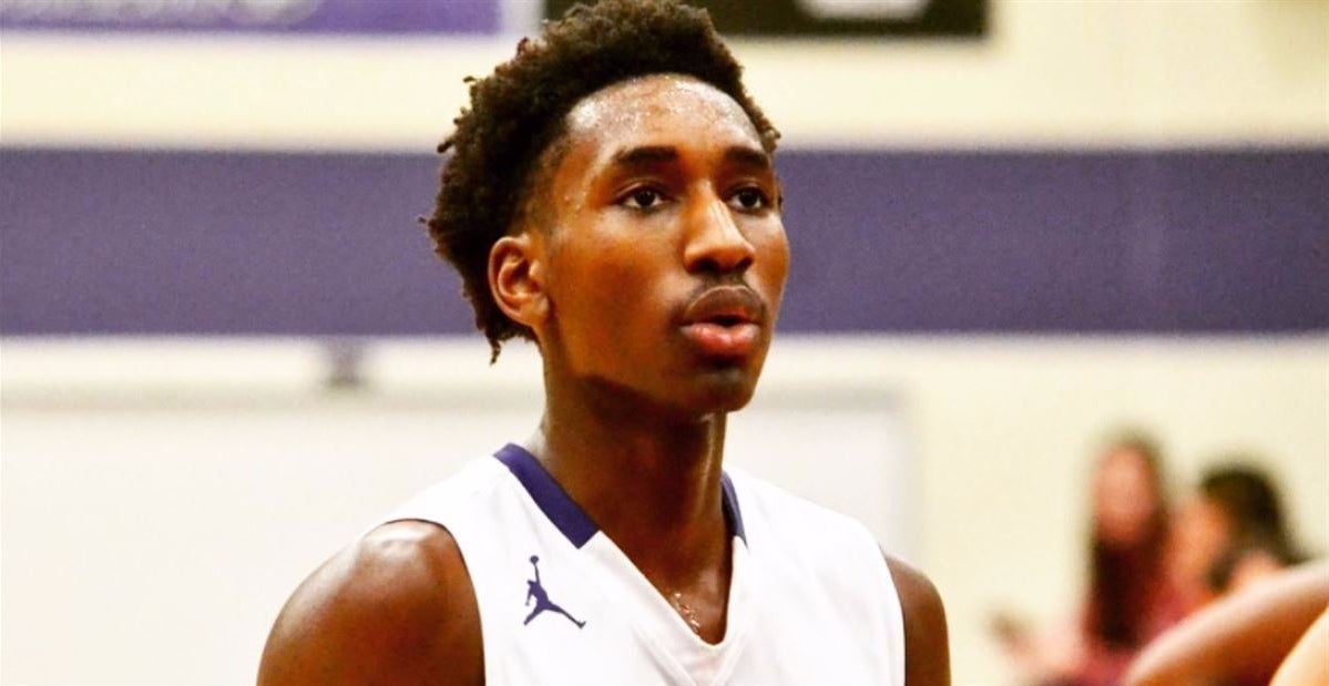 Pirates add Navy transfer Dave Kasanganay