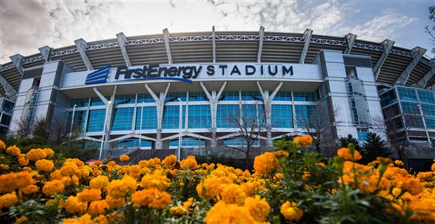 NFL stadiums welcome new, creative menu items