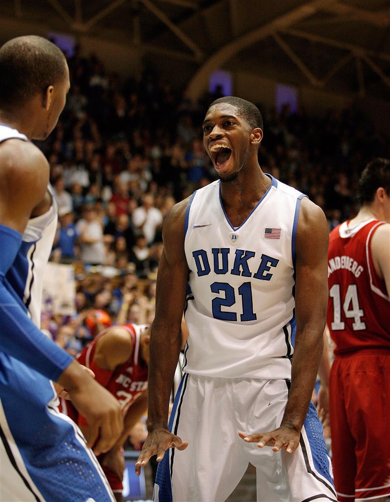 Here's what the Duke Basketball Team Does In The Locker Room