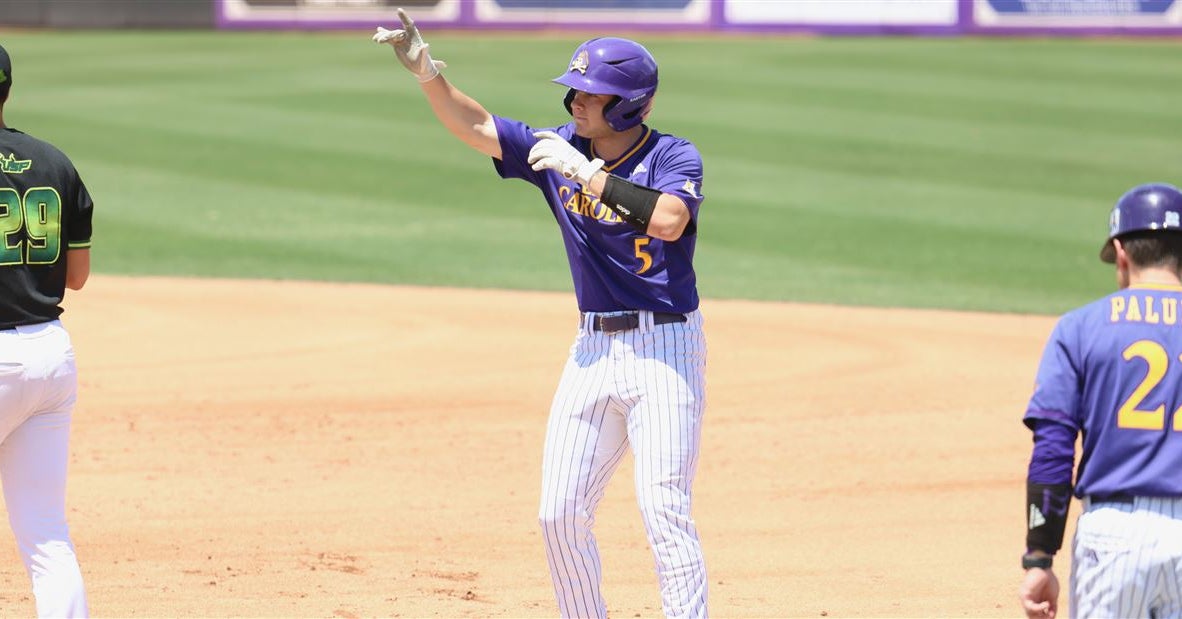 ECU wins 10th straight, 8-5, to clinch series over USF