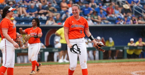 The Maddie Penta show: Penta's dominance, big first inning lift Auburn ...