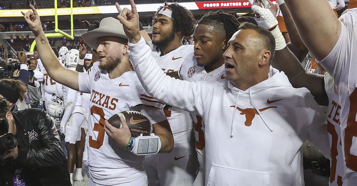 Texas Football: Road win over Texas A&M helps vault Longhorns to No. 2 ...