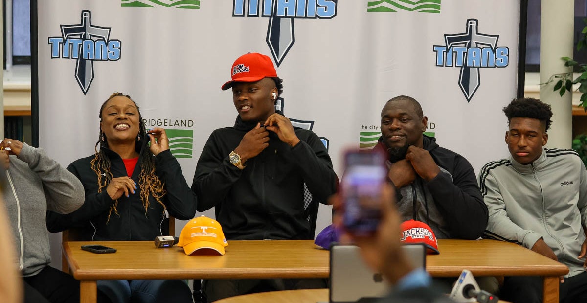 Photos | Ole Miss lands four-star receiver Ayden Williams