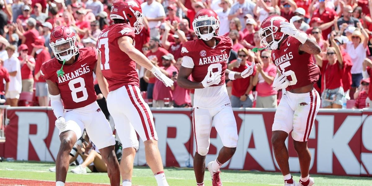 Marcus Woodson expects drastic improvement from Arkansas secondary in 2023