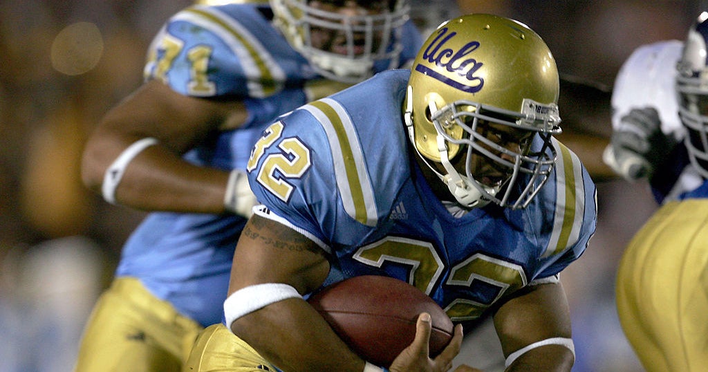 Atlanta Falcons hire Michael Pitre as running backs coach