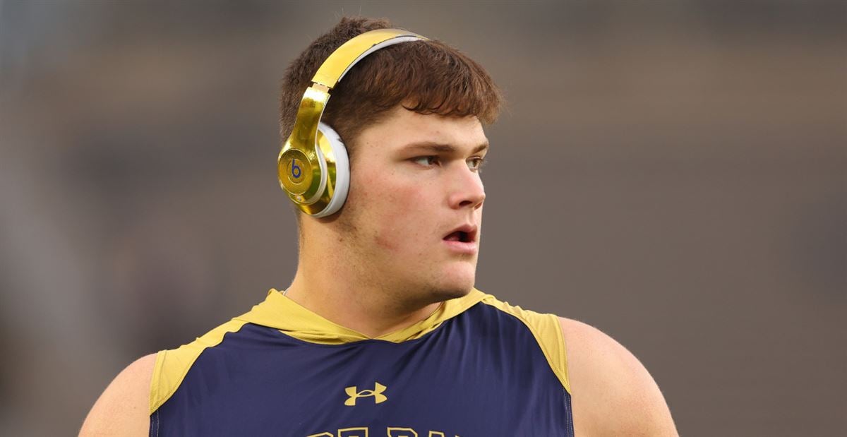 Notre Dame Left Tackle Joe Alt a Finalist for the Outland Trophy
