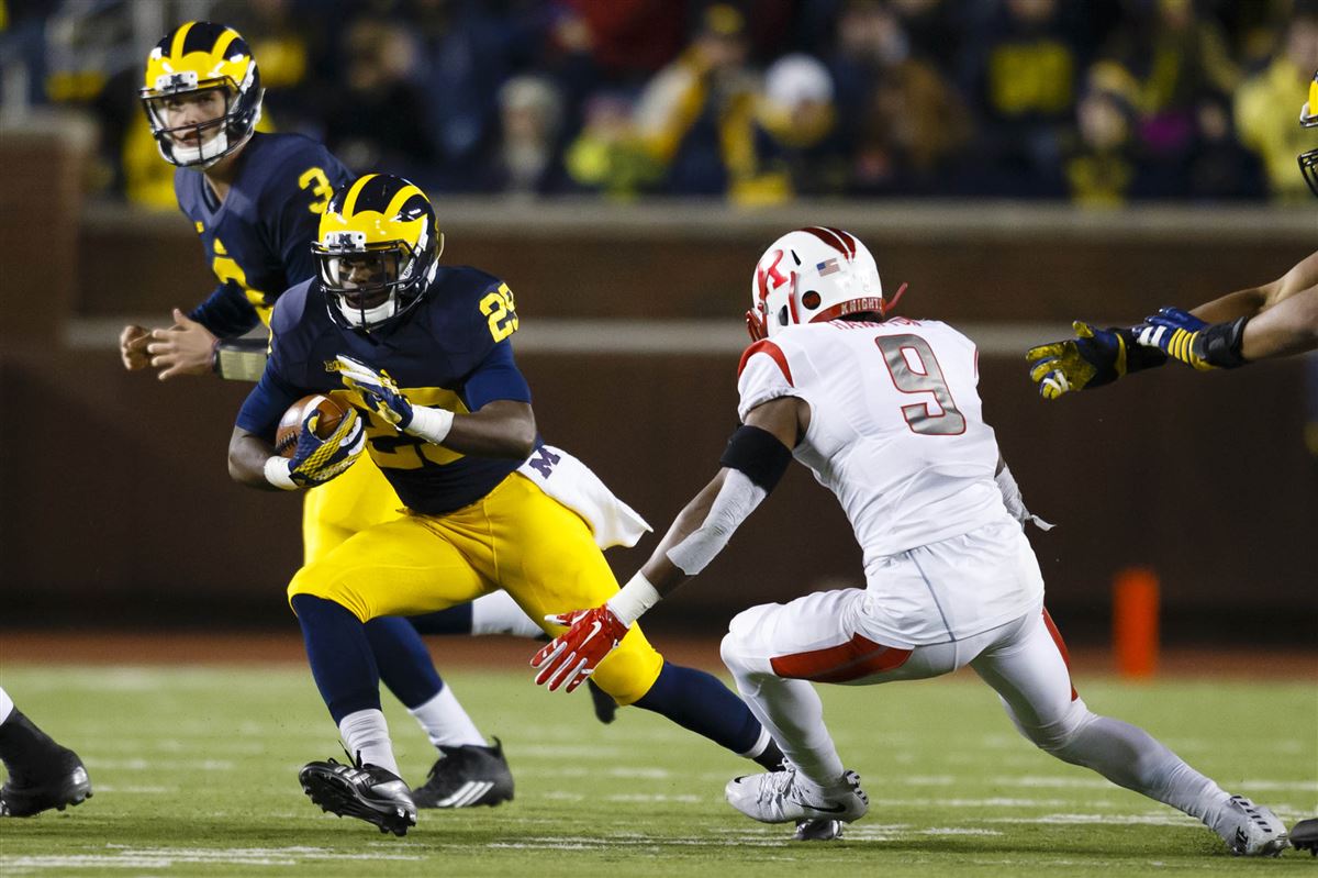 Former Michigan, Rutgers player Ross Douglas leaving Richmond for Patriots