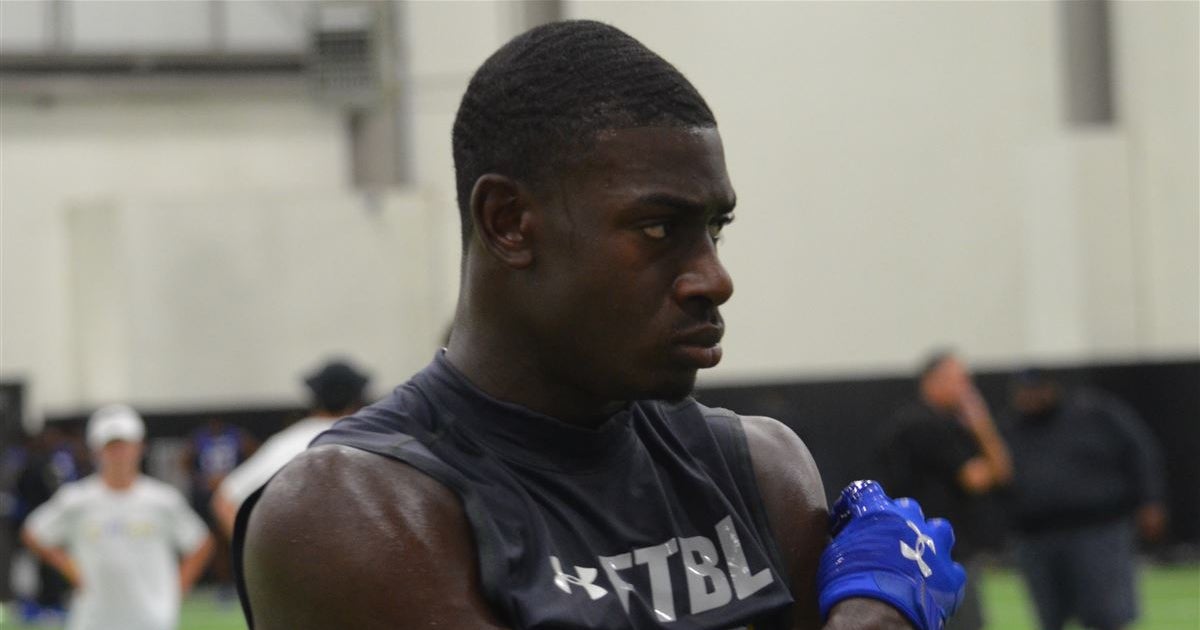 Two programs standing out to 2021 linebacker Derrick Harris