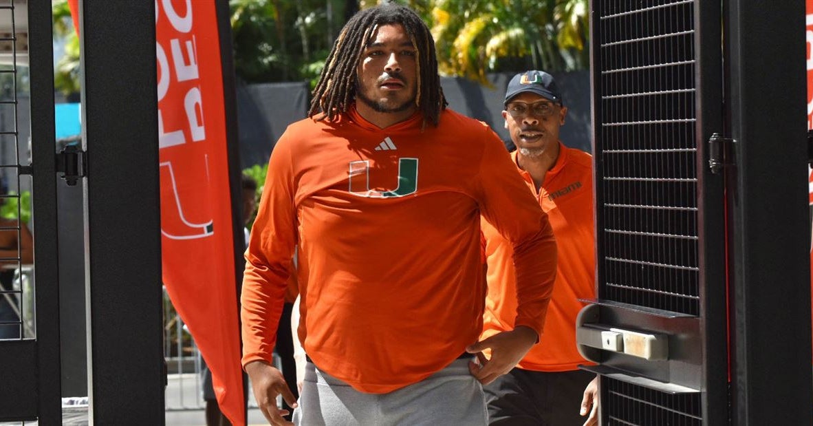 OL Demetrius Campbell signs with Miami