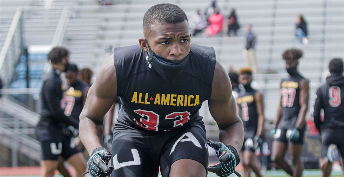 Four-star safety Isaac Smith clears the air about his Ole Miss recruitment