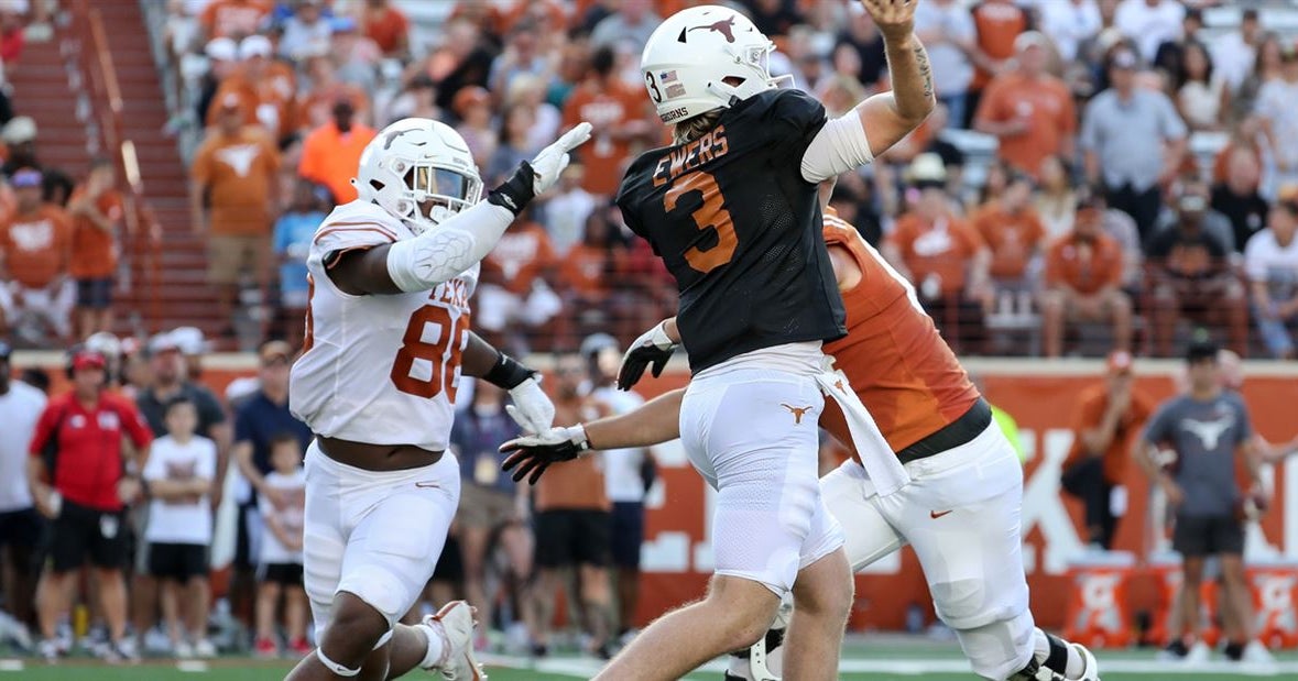 Morning Brew: Texas sophomore defensive end Barryn Sorrell ready to ...