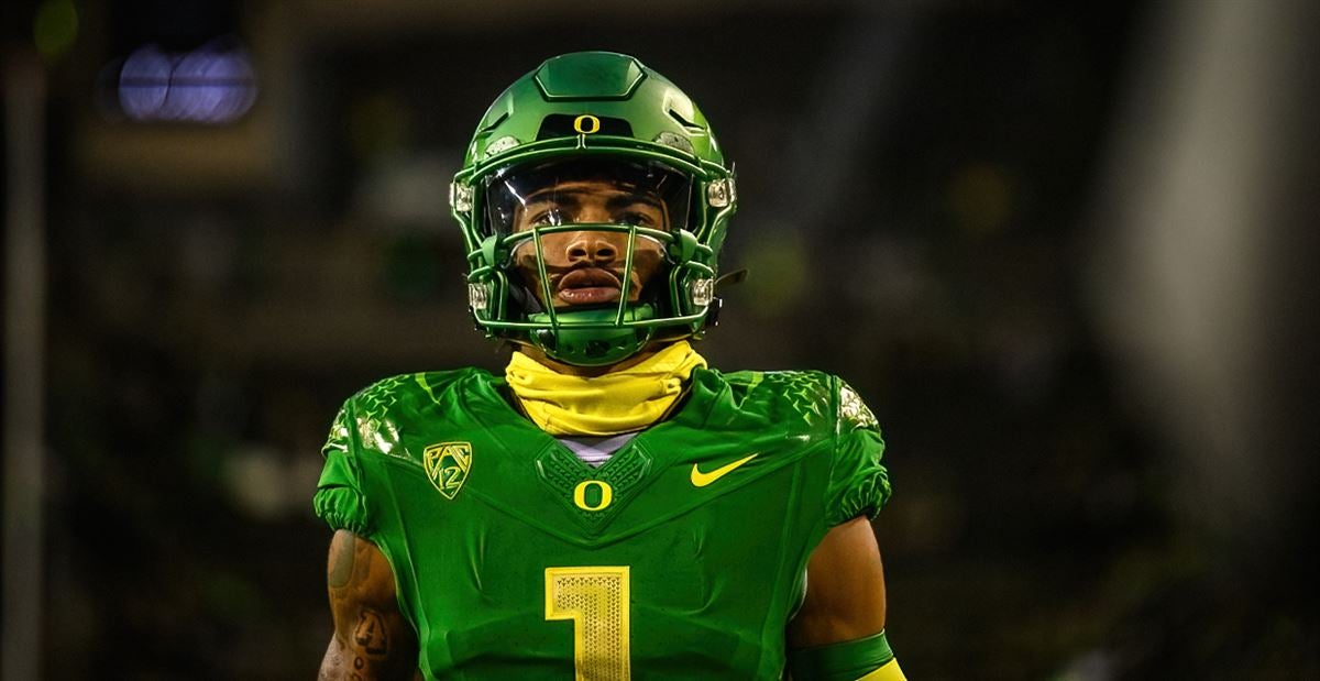 Oregon wide receiver Kris Hutson enters transfer portal