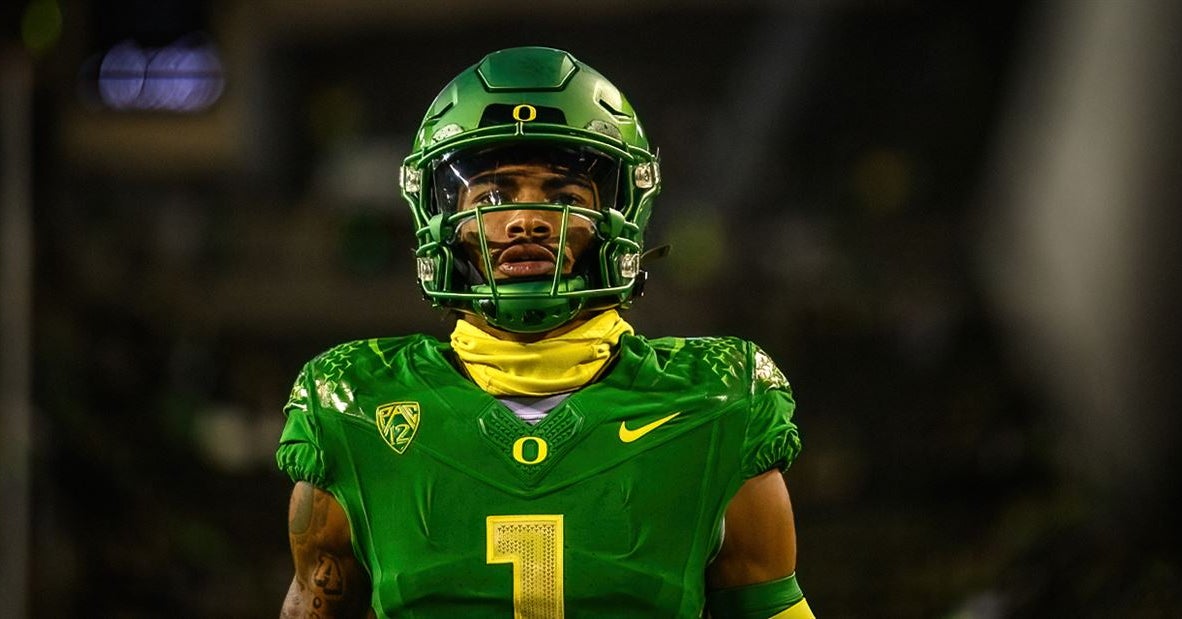 Oregon wide receiver Kris Hutson enters transfer portal