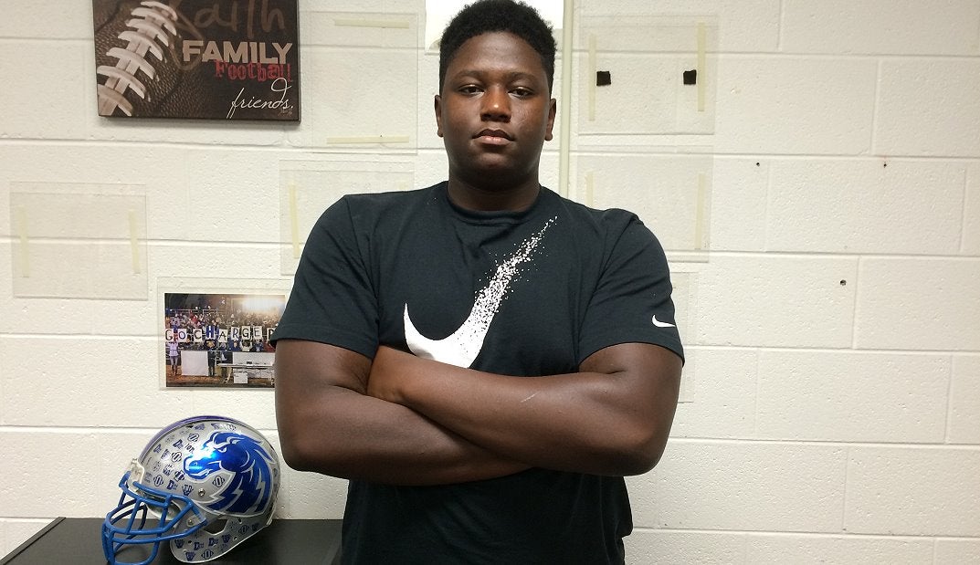 BREAKING: OT James Tunstall Transfers To Cincinnati