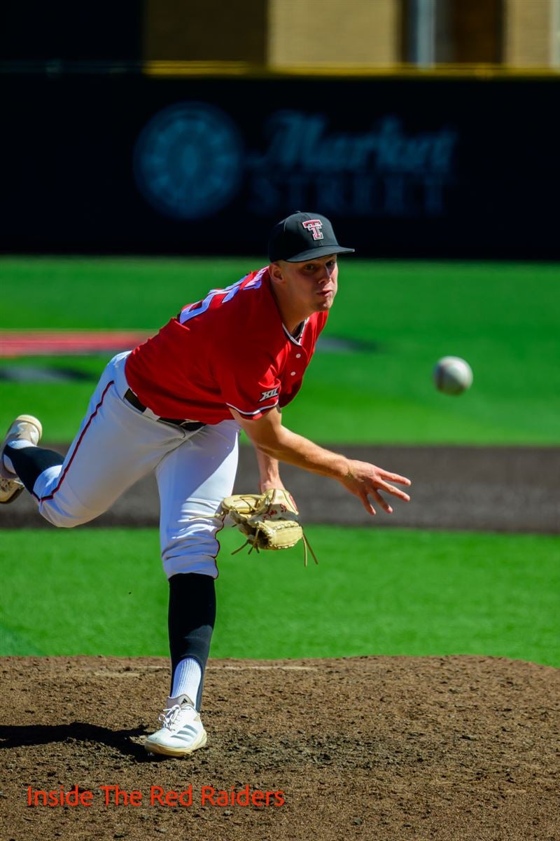 Photo Gallery: Tech Baseball Takes Game 2 Against TCU 7-6