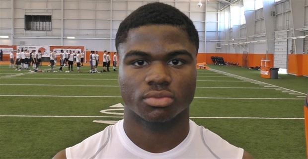 Offers Rolling in For 4-Star Michael Dowell