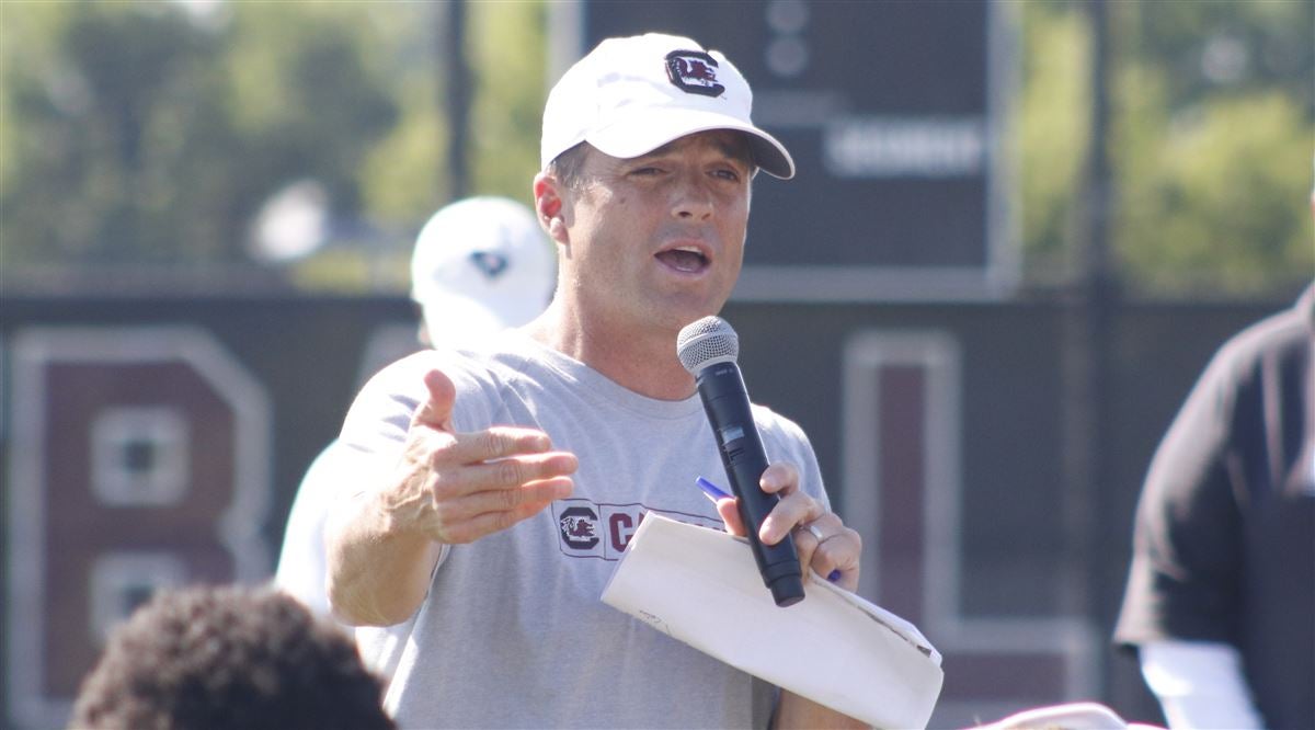 Long-time listener, first-time caller 'Shane' gives Tony Annan a ring ...
