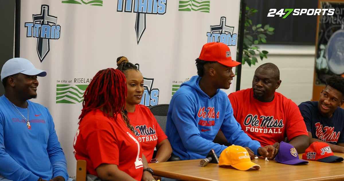 Photos | Ole Miss lands four-star receiver Ayden Williams