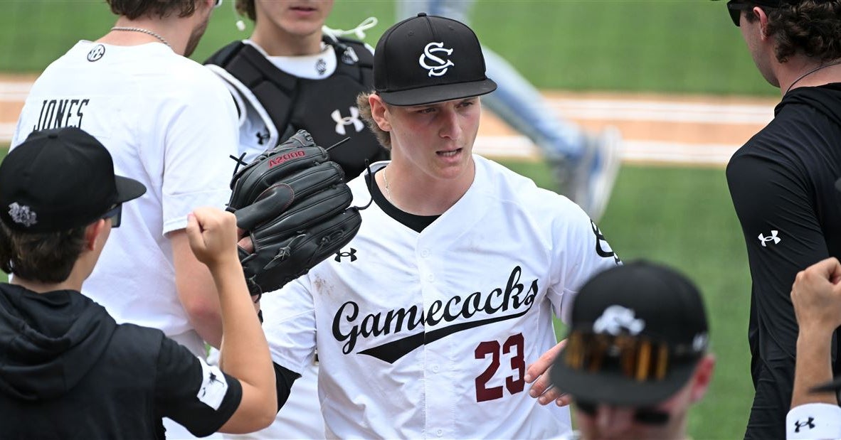 Jake McCoy is staying at South Carolina