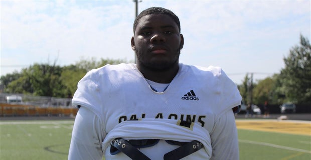 2025 OL Malachi Goodman reacts to Syracuse offer