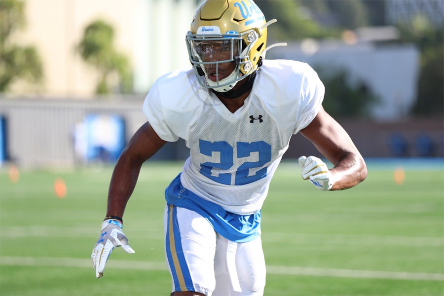 Photo Gallery: UCLA Football in Pads