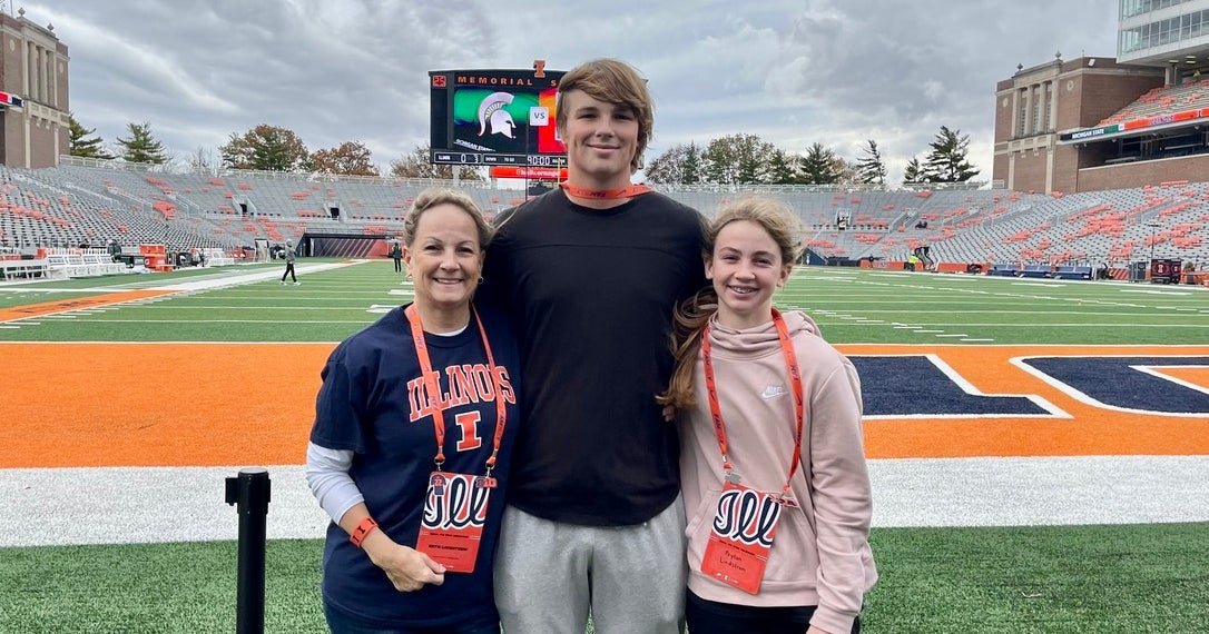 2024 Missouri DL Kellen Lindstrom 'very excited' about Illini offer