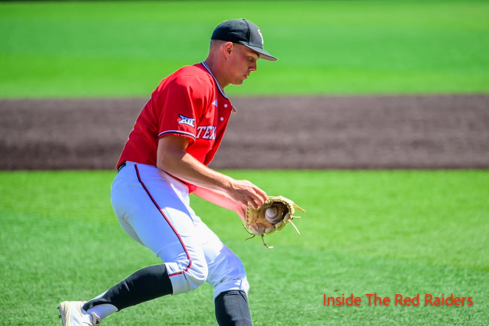 Photo Gallery: Tech Baseball Takes Game 2 Against TCU 7-6