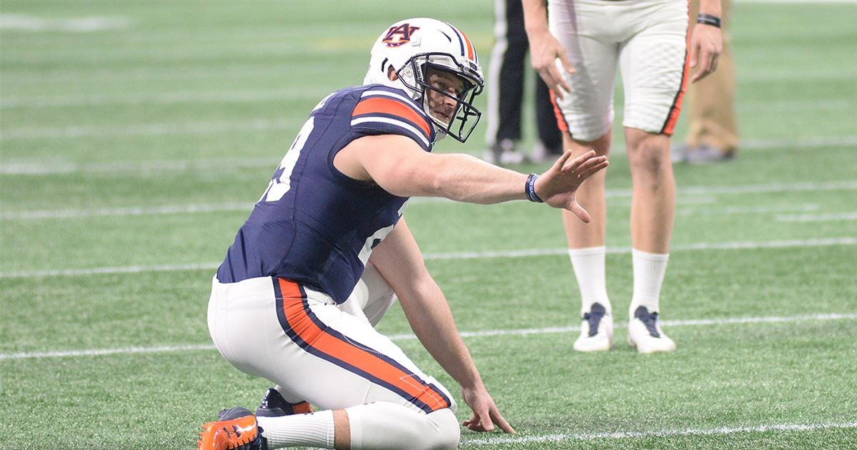 Back To Baseball: Stovall Joins Auburn's Coaching Staff