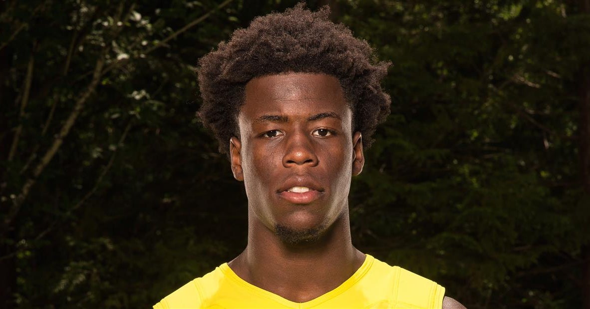 Jeudy faces family tragedy in final weeks of high school career