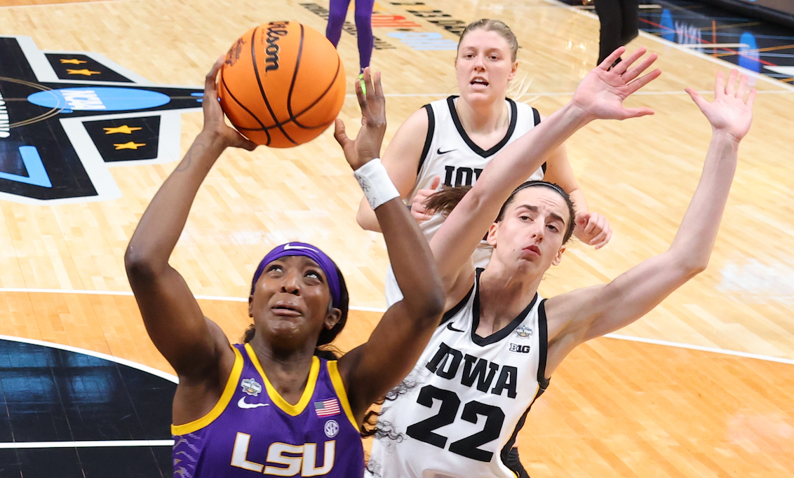 LSU's Flau'jae Johnson takes guarding Caitlin Clark personal with Final ...