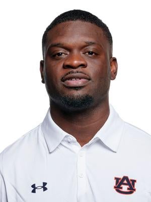 Marcus Davis, Wide Receivers Coach (FB), Auburn Tigers