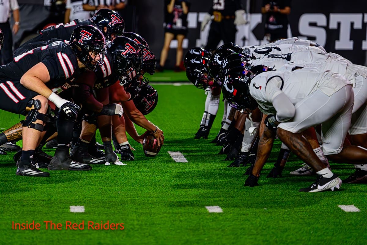 Photo Gallery: Tech Gets Past Cincinnati 44-41
