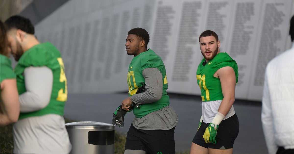 WATCH: Oregon linebacker Keith Brown sees growth going into year 3