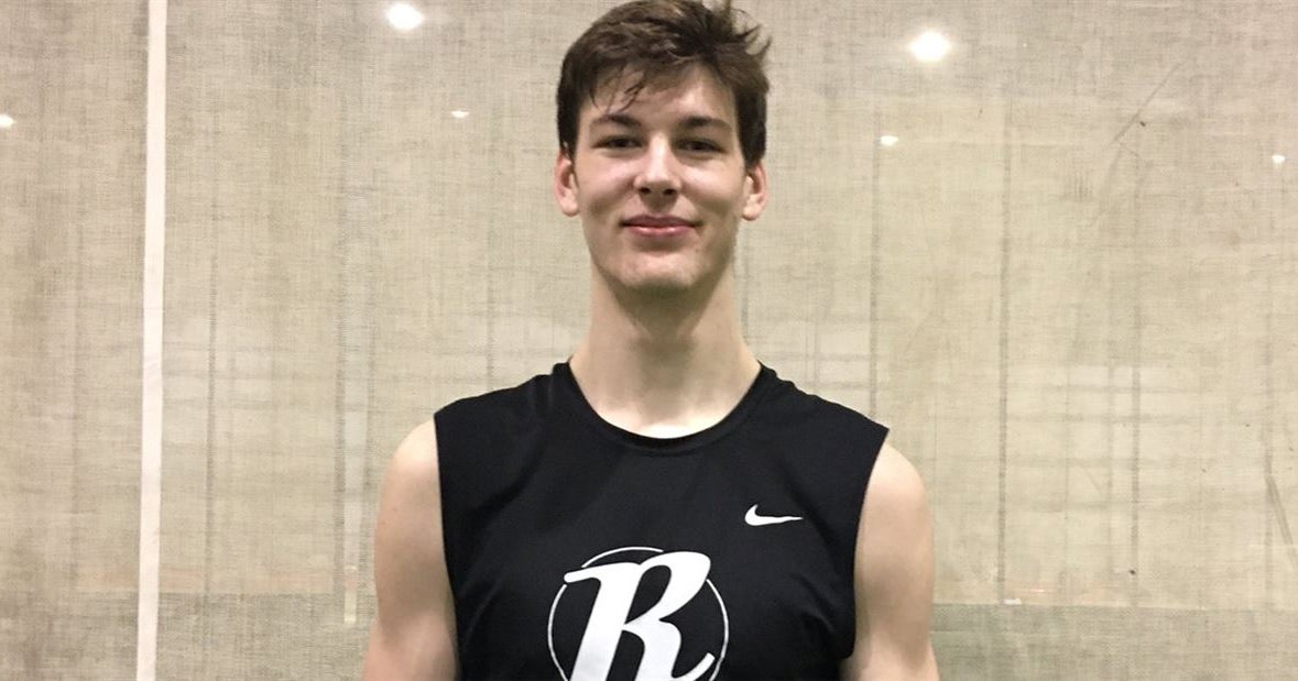 6-10 Kyle Filipowski recaps virtual meeting with Mike Woodson, updates ...