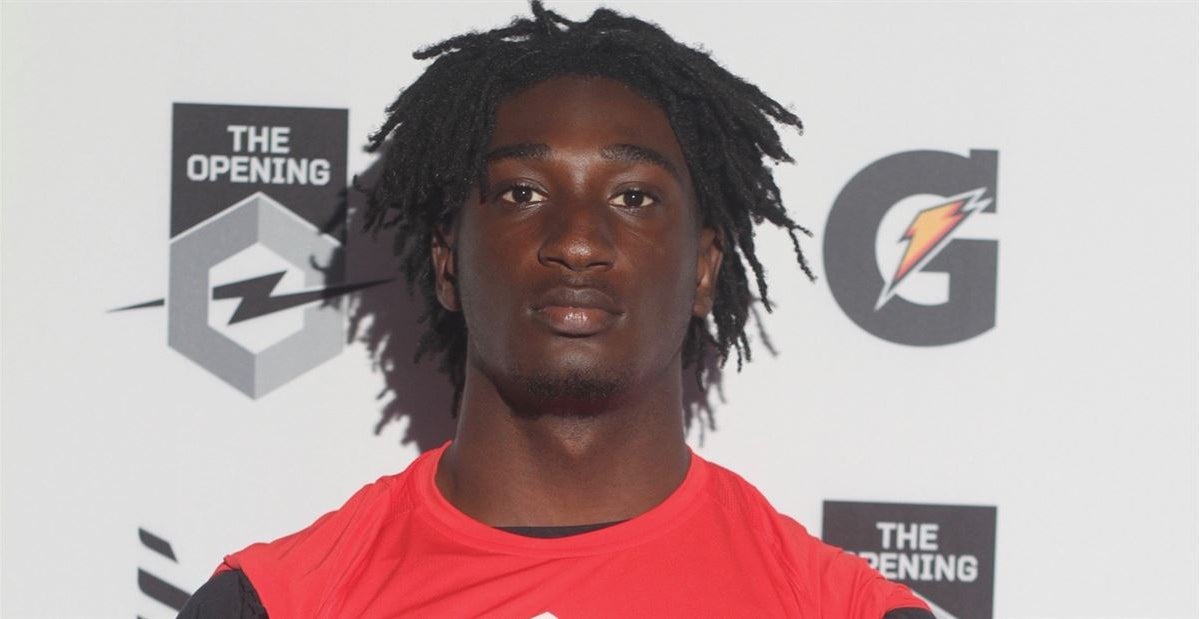 BREAKING: WSU wins big recruiting battle to land Tampa DE Walker