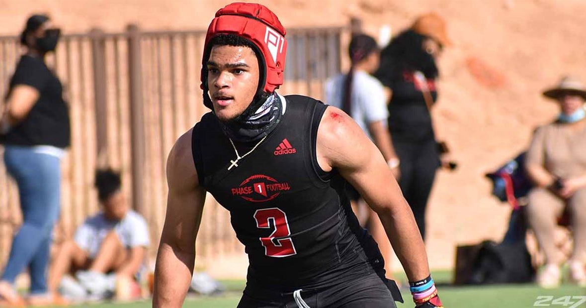 Texas reconnecting with four-star wide receiver DeAndre Moore