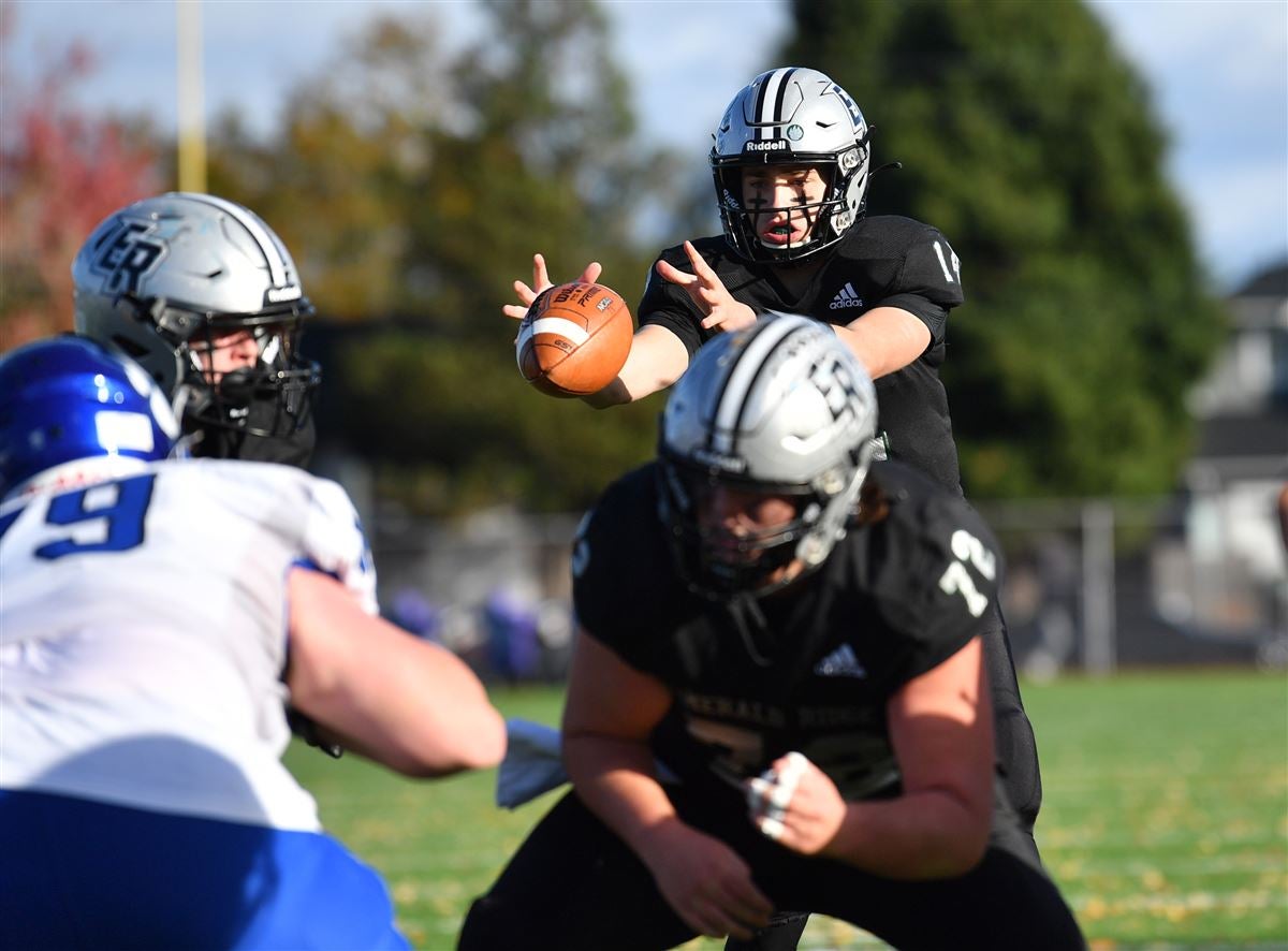 PHOTO GALLERY: Emerald Ridge Defeats Bothell, Advances To State
