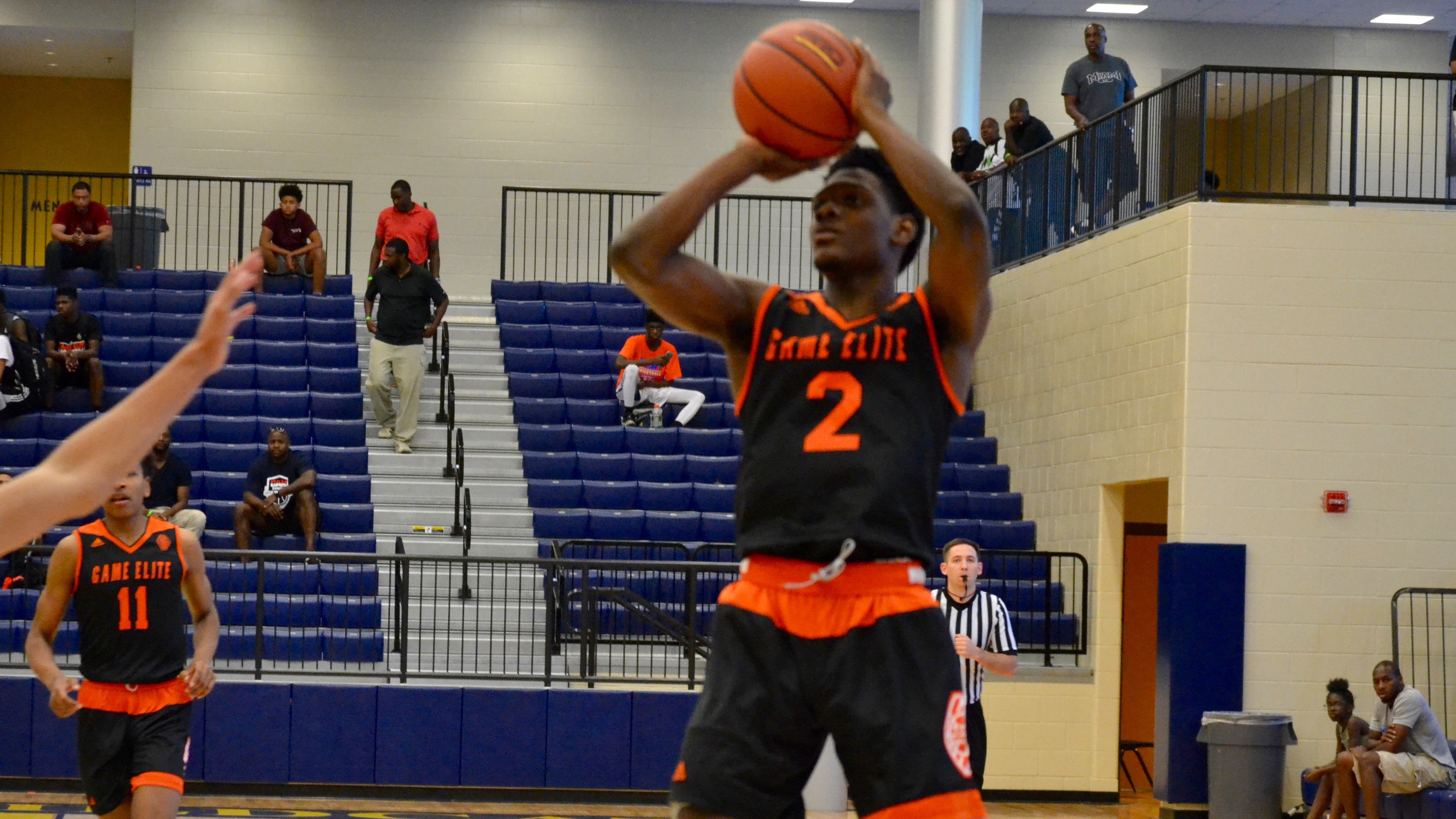 Darius Perry won't rush recruiting