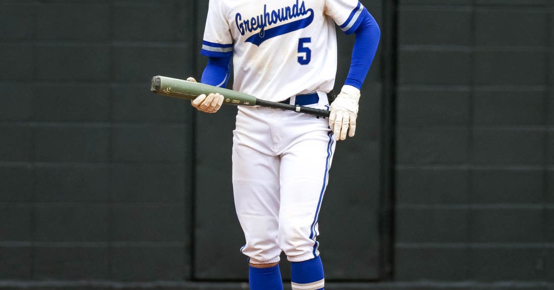 Ocean Springs' quarterback Bray Hubbard letting things play out